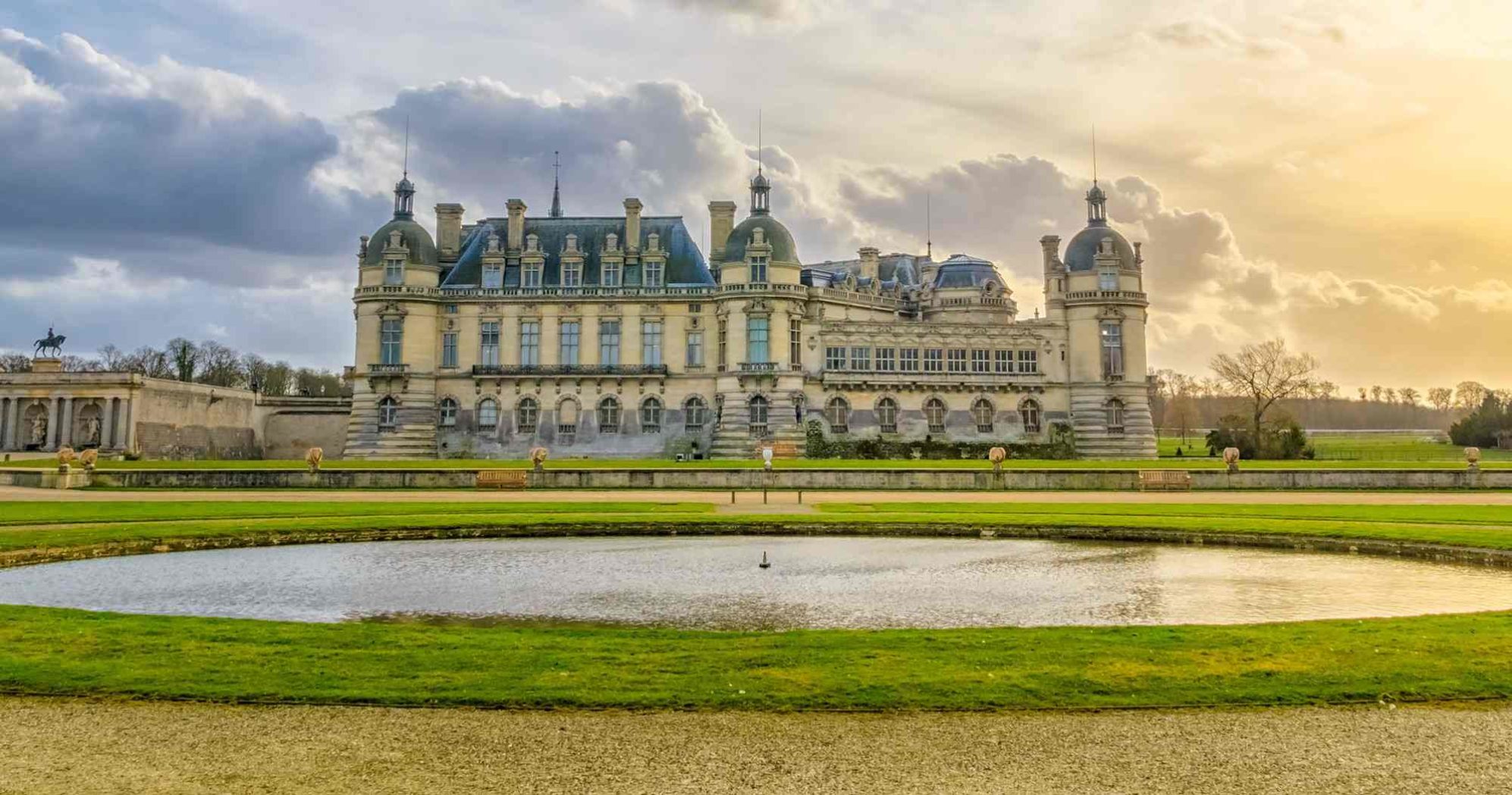 Chateau De Chantilly France Chantilly Private Tour